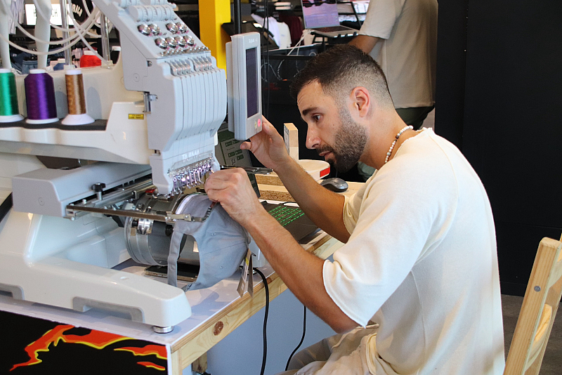 شبكة JD تحتفل بمرور عام على افتتاح فرعها في “ماي بيبي” يركا بطريقة مميزة